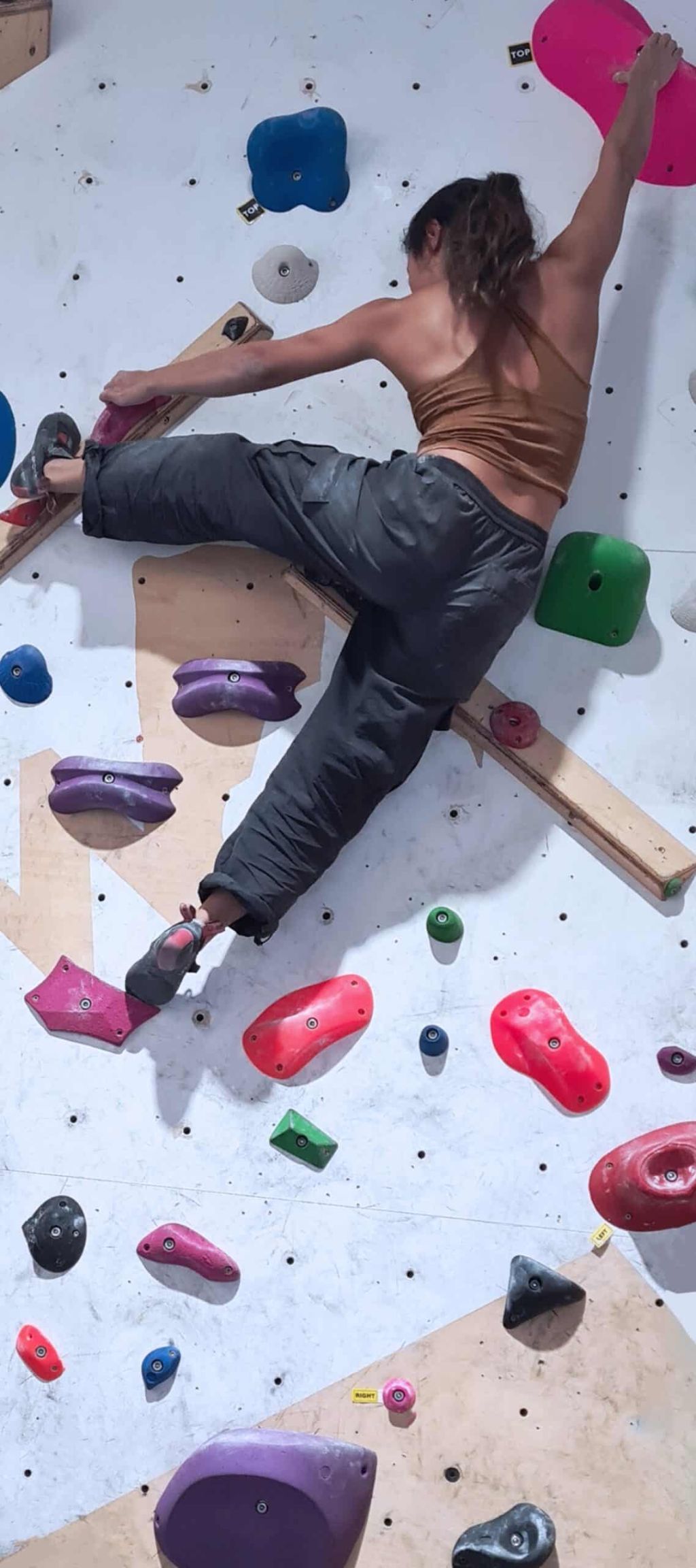 Bouldering Punch Pass - Wall Walkers Bouldering